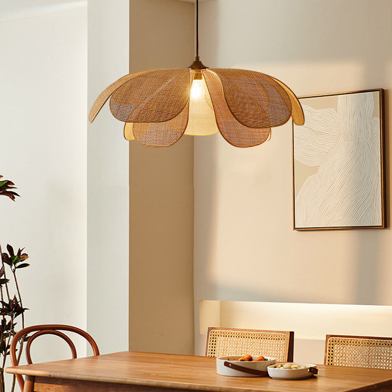 Rattan Petals Pendant Light - Elegant & Unique Design – Dekoorlight
