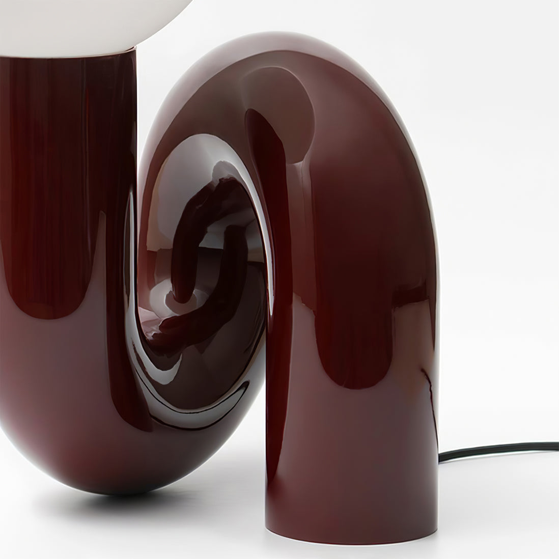 Neotenic Table Lamp – Dekoorlight