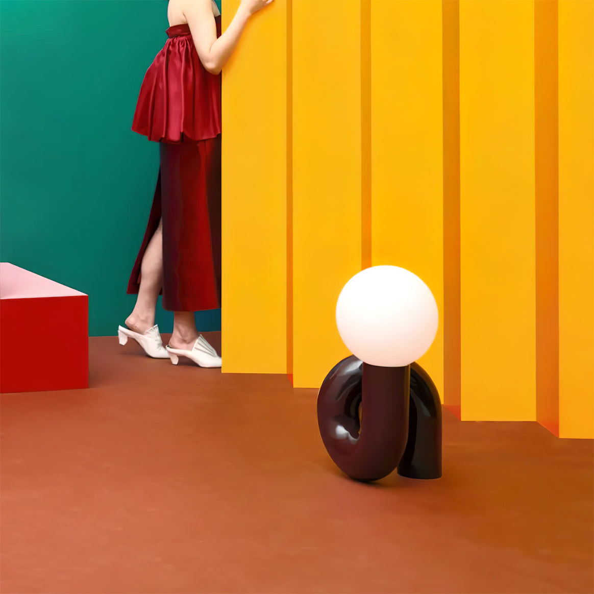 Neotenic Table Lamp – Dekoorlight