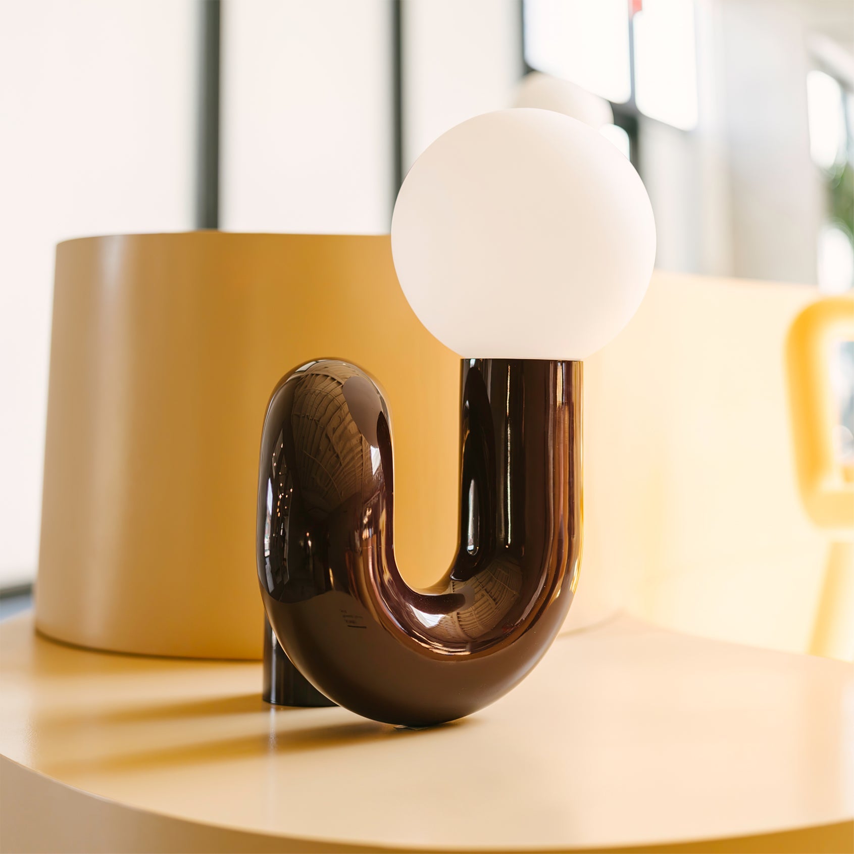 Neotenic Table Lamp – Dekoorlight